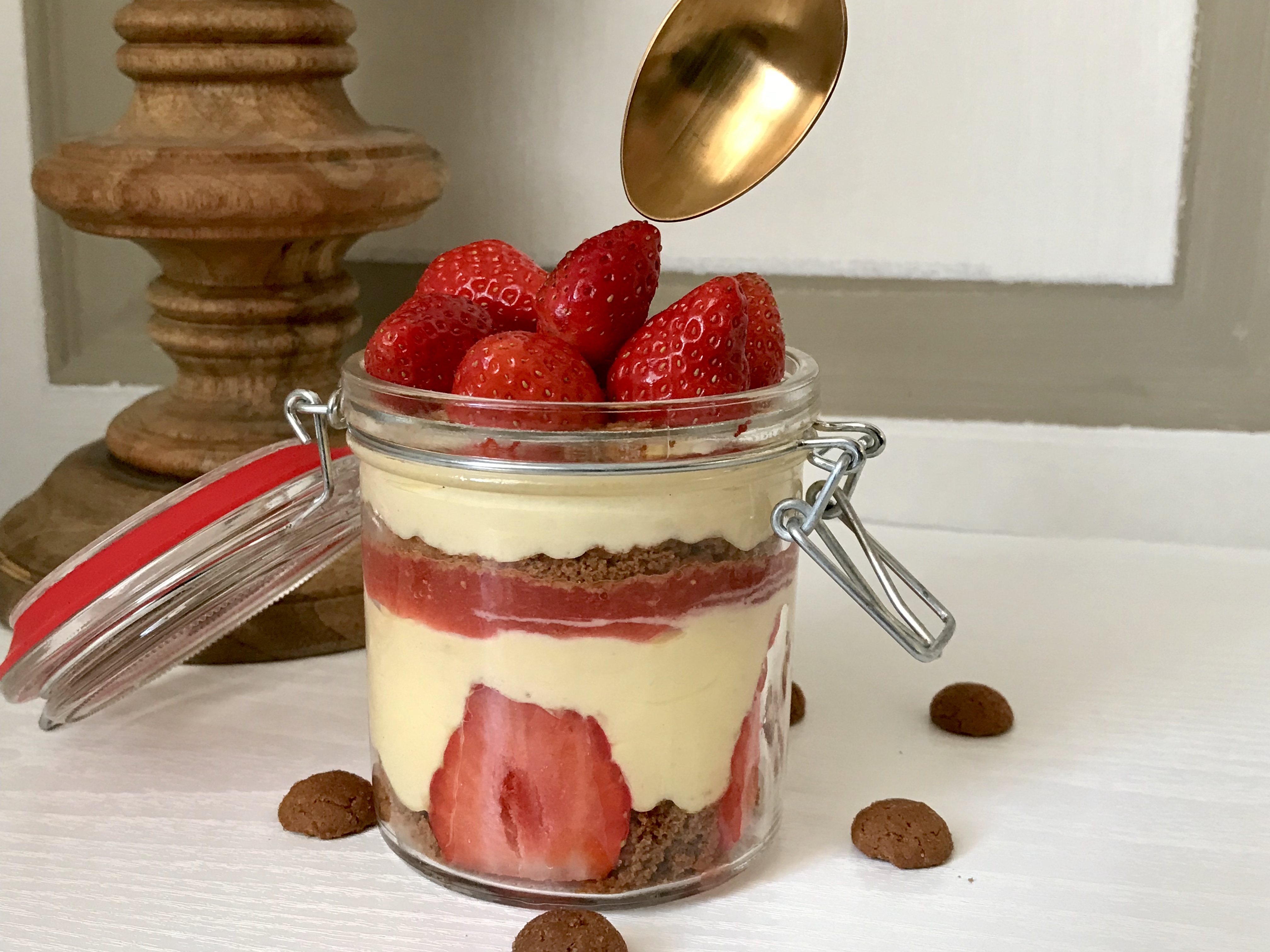 Tiramisu fraises spéculoos - LaetiDN